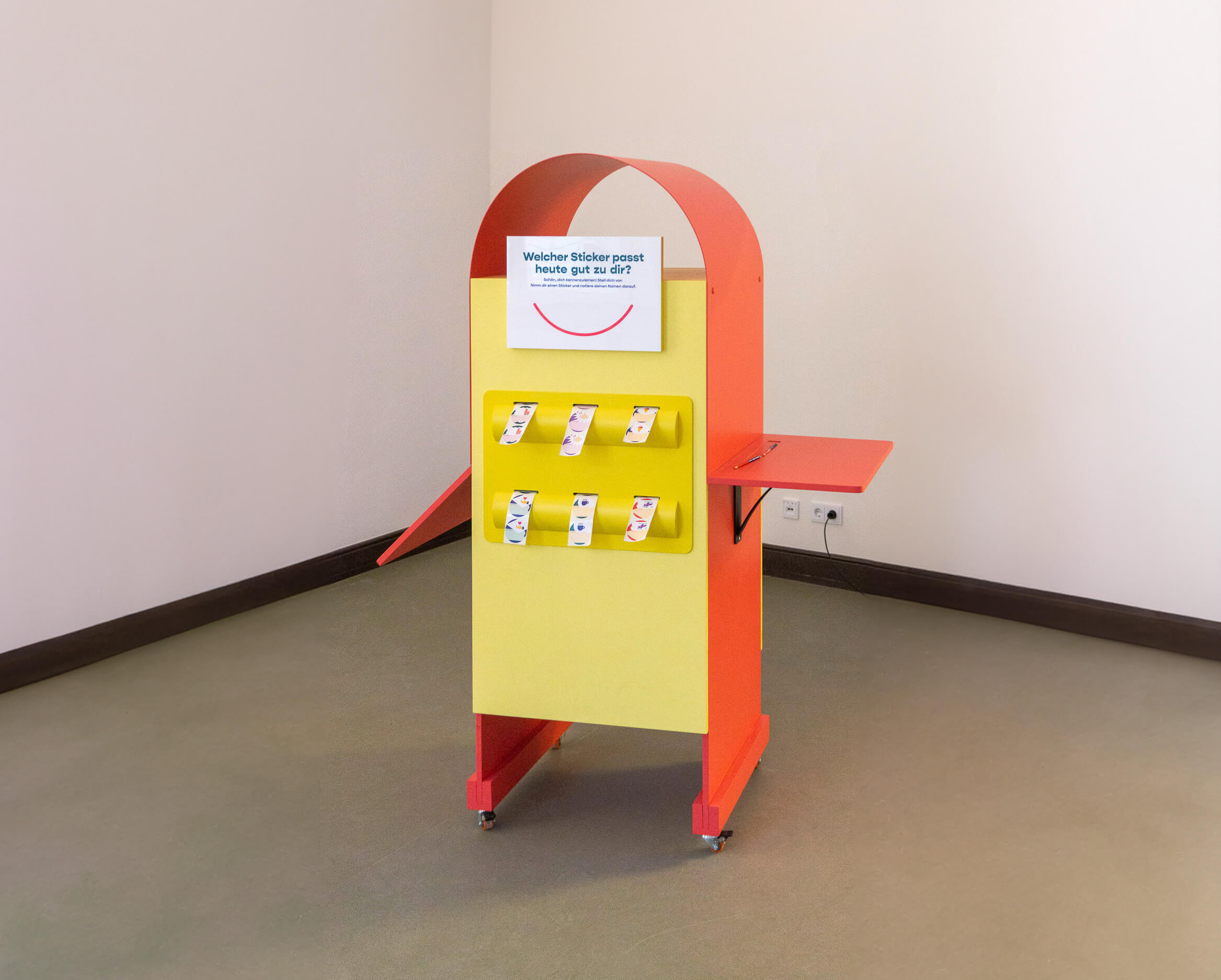 HELLO MATE! - Studio komplementaer